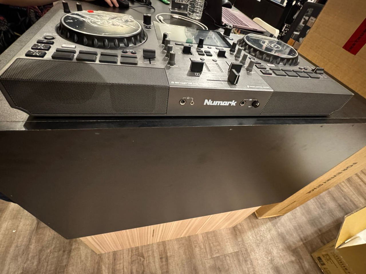 [DISPLAY UNIT] Numark Mixstream Pro Go Battery-Powered Standalone DJ ...